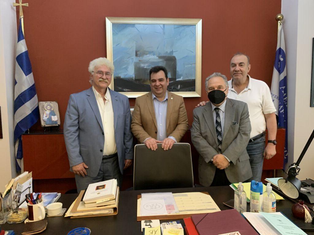 Επίσκεψη του Προέδρου της Ένωσης Ομογενών εκ Κωνσταντινουπόλεως Βορείου ...